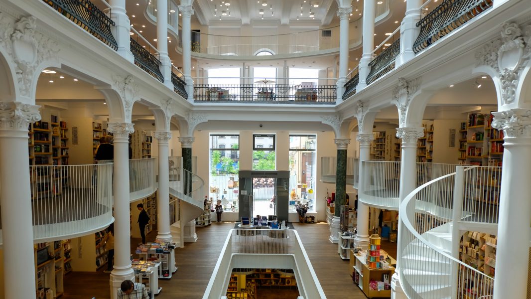 Budget travel: free things to do in Bucharest - RomaniaTourStore