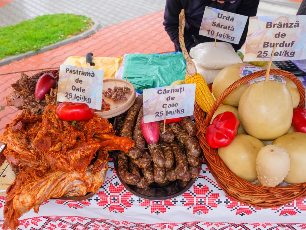 Harvest season traditions and celebrations in Romania